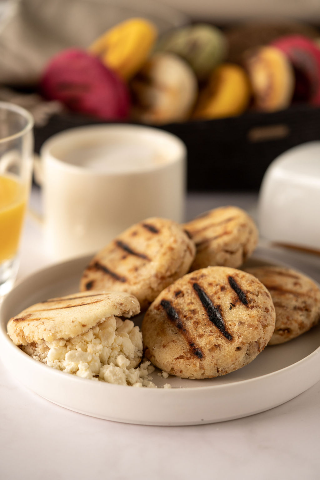 Arepas de Chicharrón - CayenaCayena